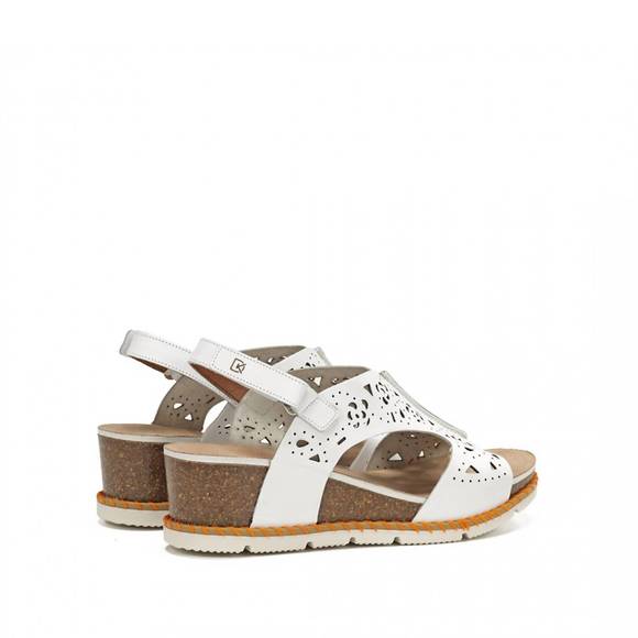 FLUCHOS | Shoes | New Fluchos Women Gold Sandal In Texas Blanco | Poshmark